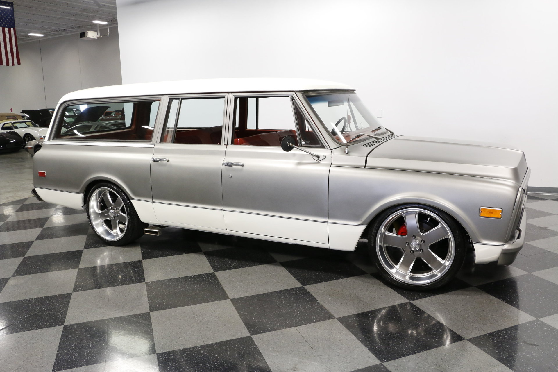 1971 GMC Suburban | Streetside Classics - The Nation's Trusted Classic ...