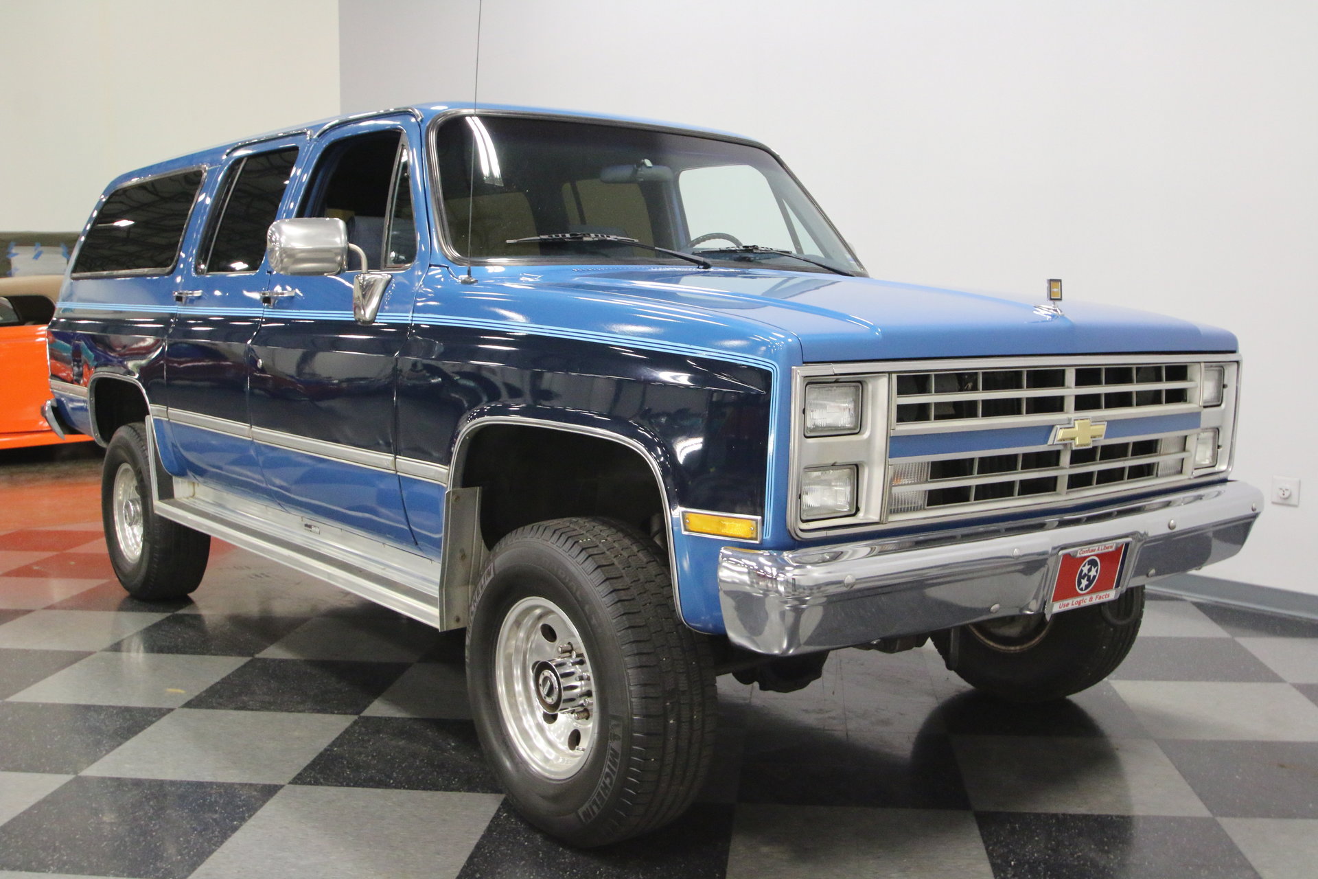 1988 Chevrolet Suburban | Streetside Classics - The Nation's Trusted ...