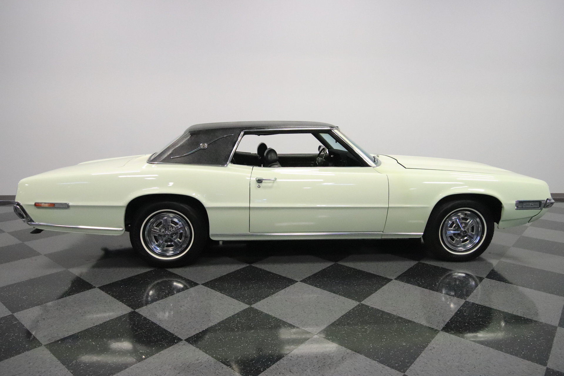 1968 Ford Thunderbird | Streetside Classics - The Nation's Trusted ...