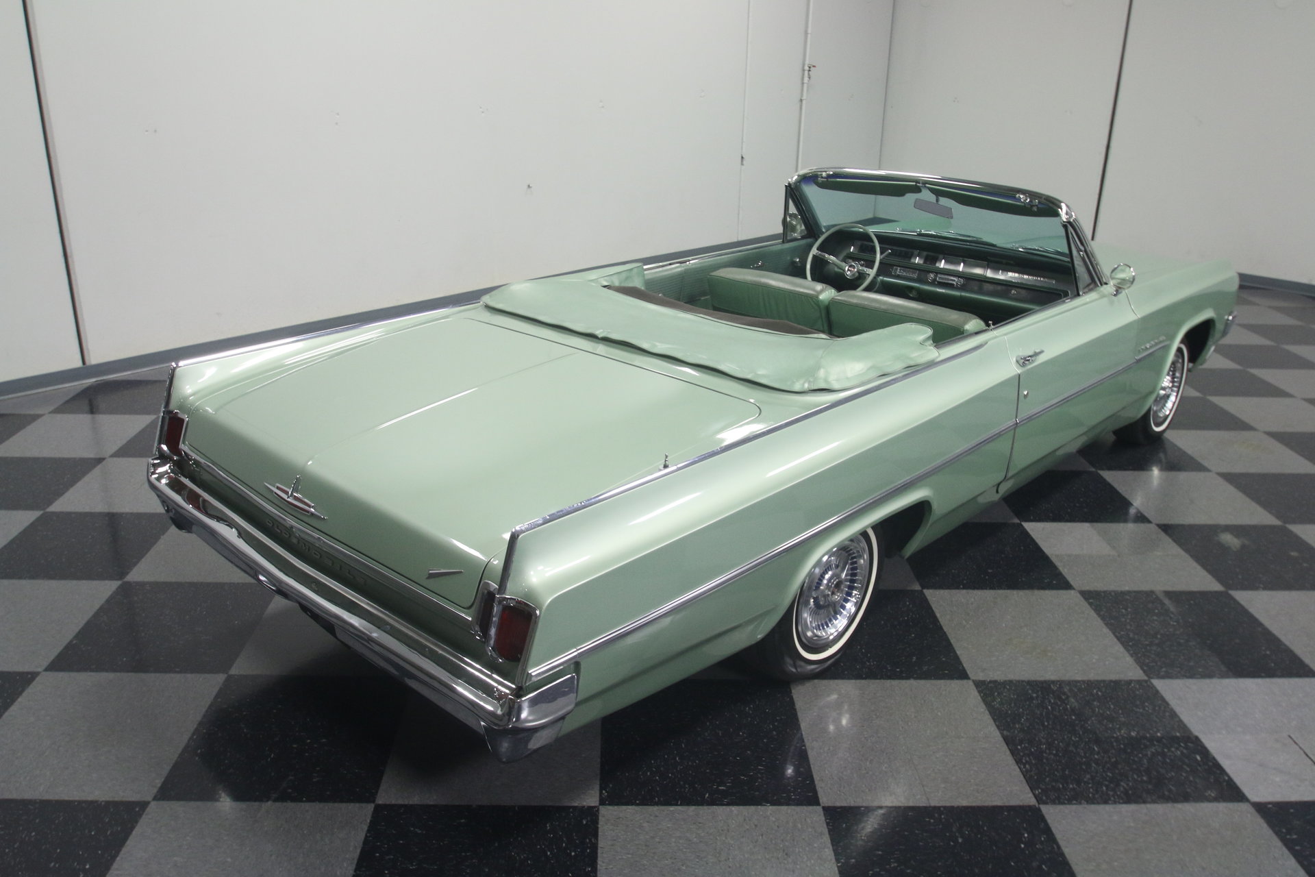1963 Oldsmobile Dynamic 88 | Streetside Classics - The Nation's Trusted ...