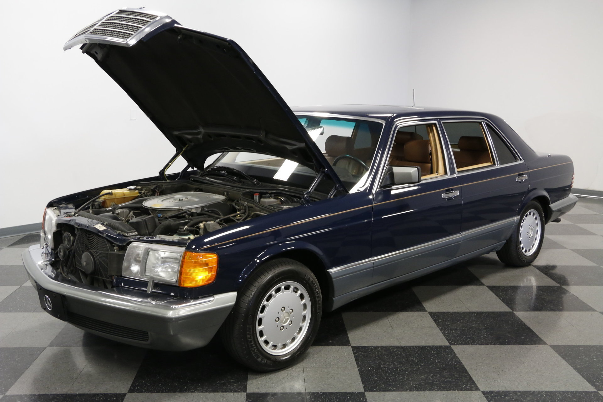 1986 Mercedes-Benz 560 | Streetside Classics - The Nation's Trusted ...