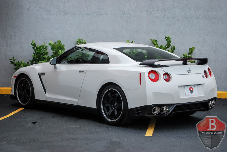 2014 Nissan GT-R | The Barn Miami