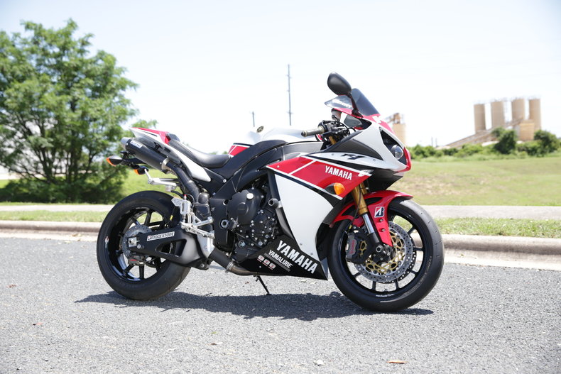 2011 Yamaha R1 | V Fine Motorcars