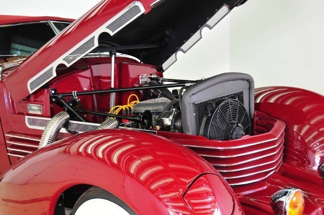 1937 Cord | Volo Auto Museum