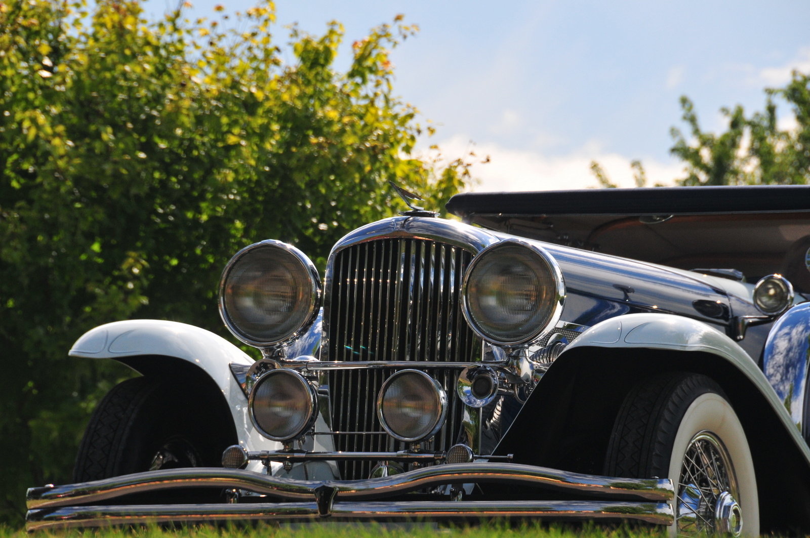 1932 DUESENBERG II WALKER LAGRANDE | Volo Auto Museum