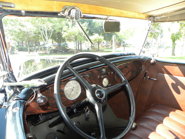 1934 Ford Model 40 | Volo Auto Museum