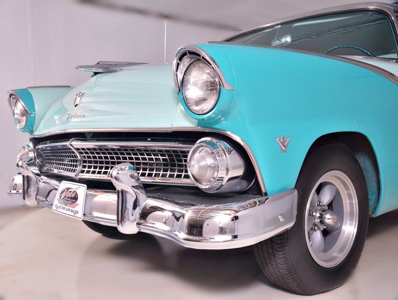 1955 Ford Crown Victoria | Volo Auto Museum