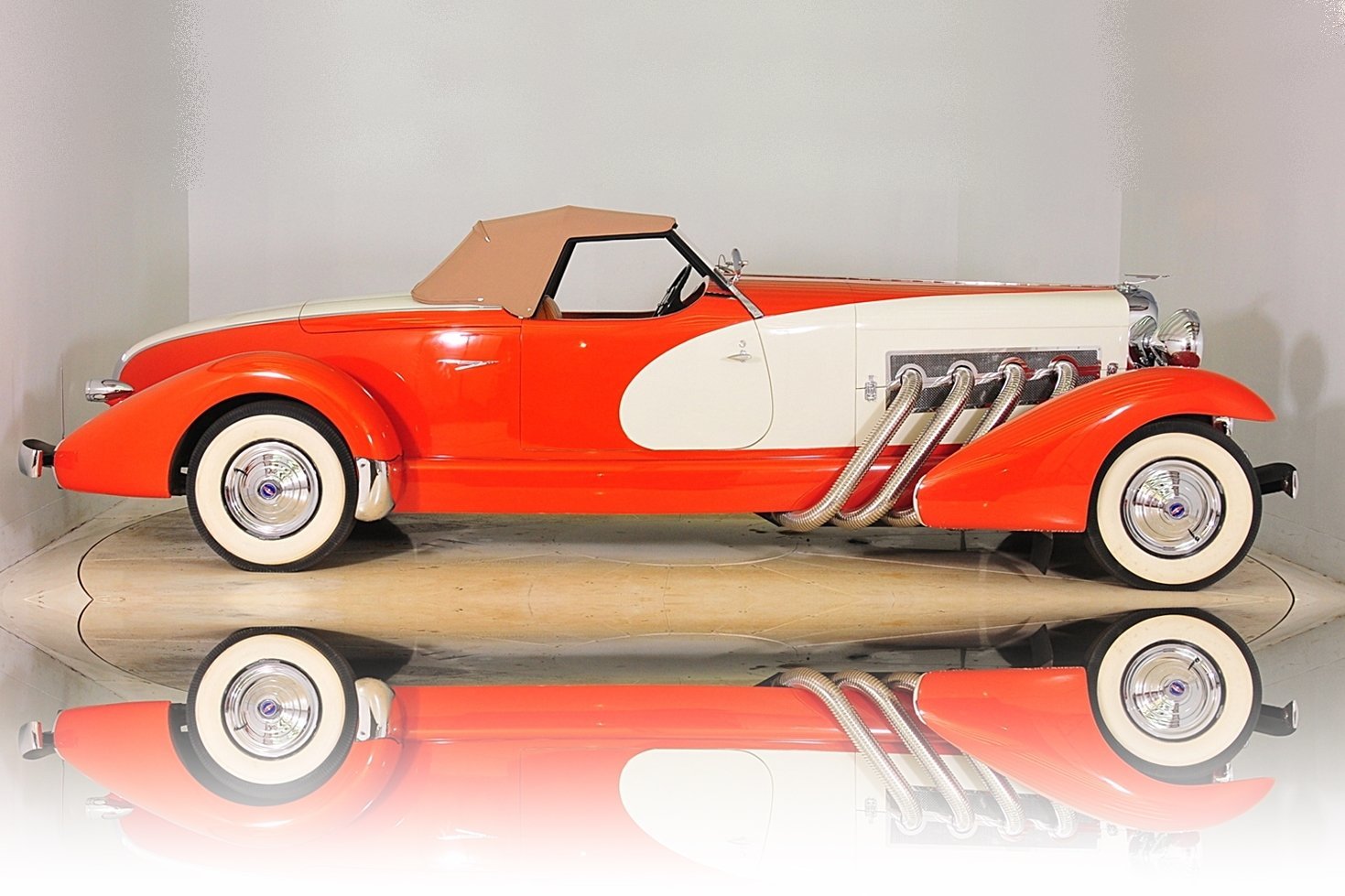 1933 Duesenberg II SJ Boattail Speedster | Volo Auto Museum