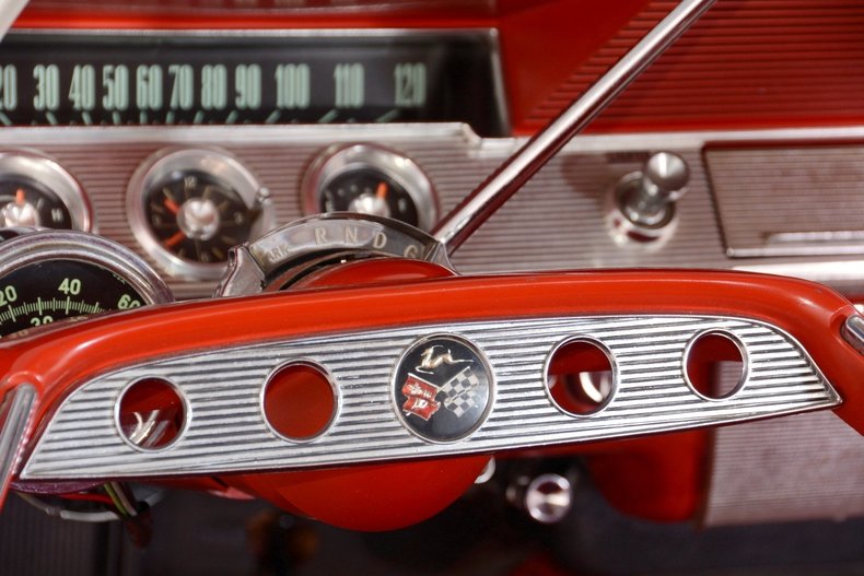 1961 Chevrolet Impala | Volo Auto Museum