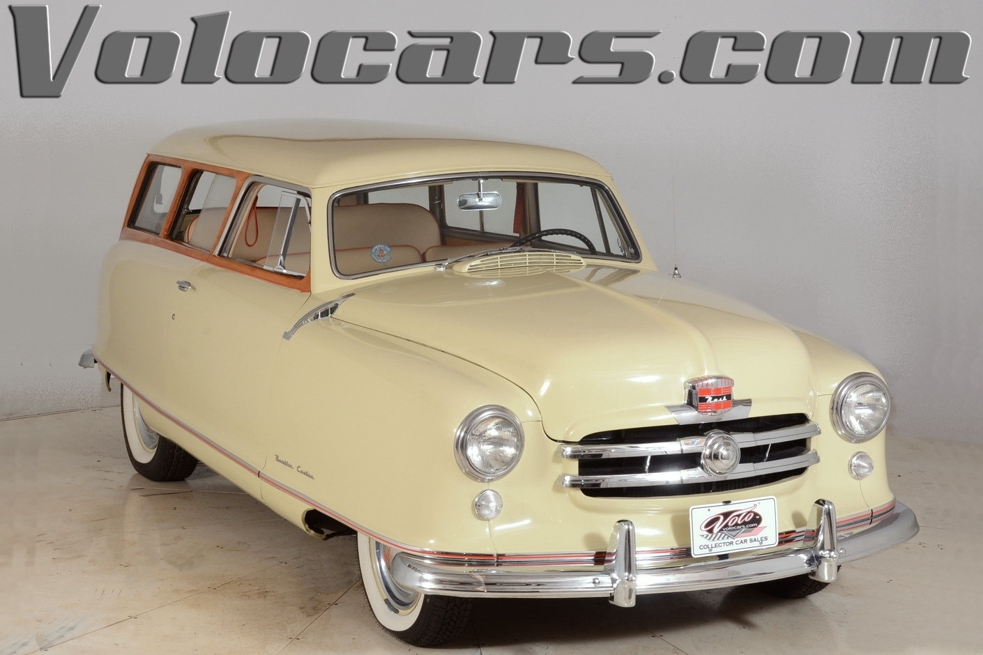 1950 Nash Rambler | Volo Auto Museum