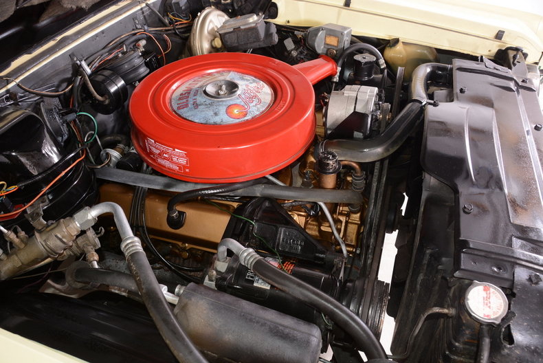 1967 Oldsmobile Cutlass Supreme | Volo Auto Museum