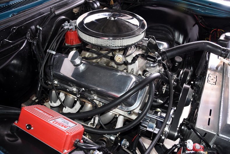 1965 Chevrolet Impala | Volo Auto Museum