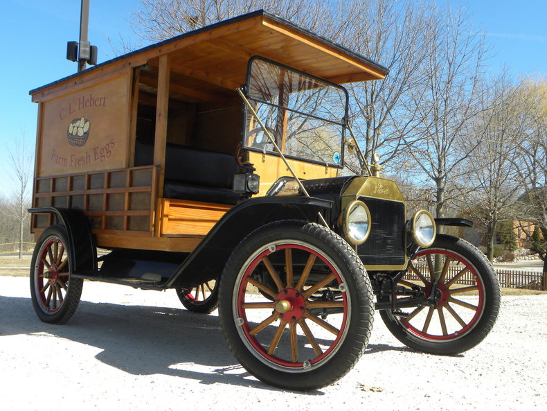 1914 Ford Model T | Volo Auto Museum