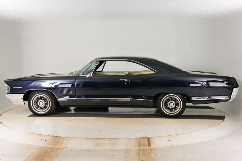 1965 Pontiac 2+2 | Volo Auto Museum