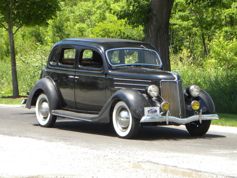1936 Ford Trunk Back | Volo Auto Museum