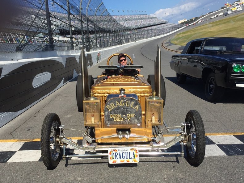 1966 Drag U La Coffin Car | Volo Auto Museum
