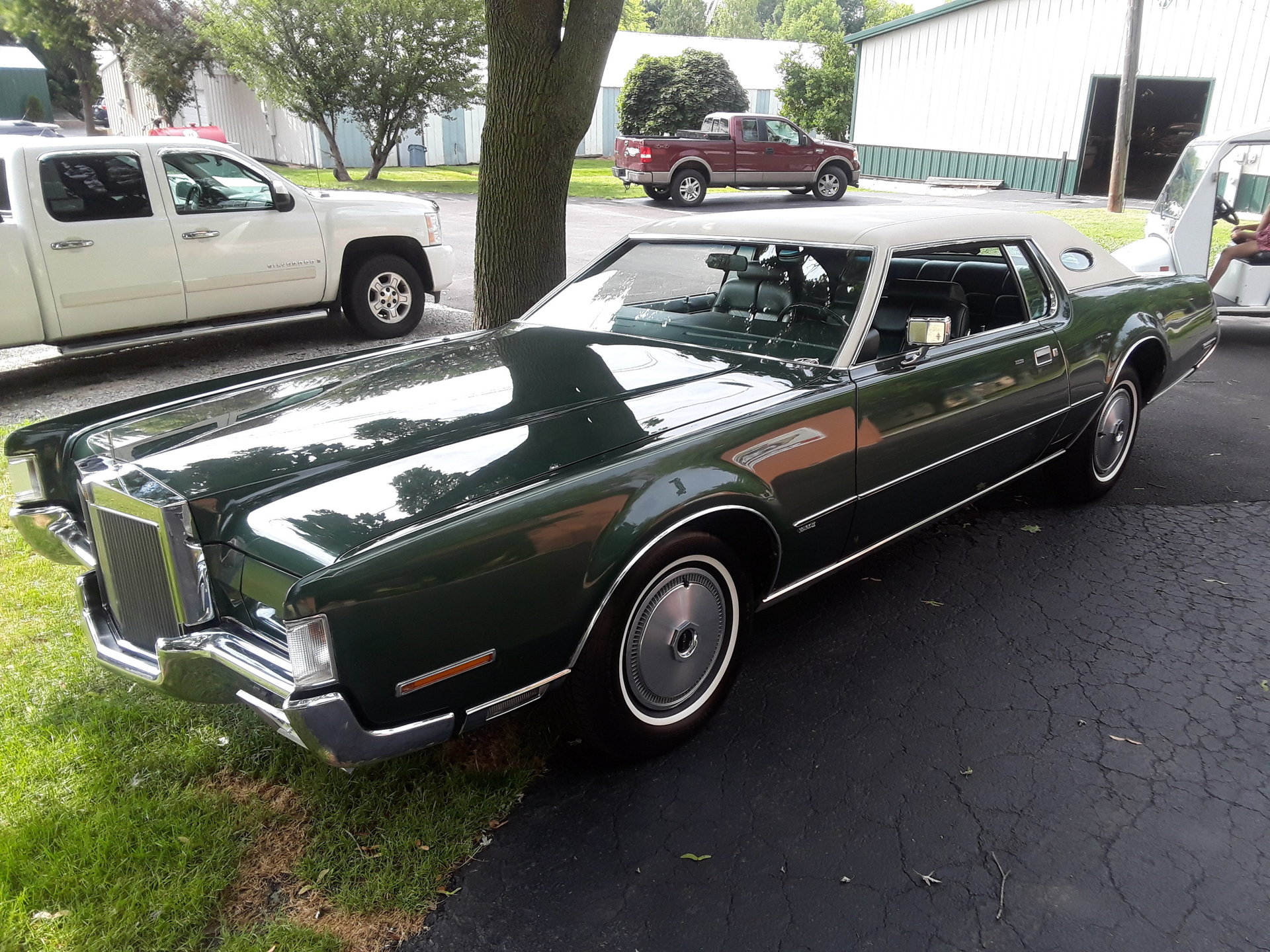 1972 Lincoln Mark IV | Volo Auto Museum