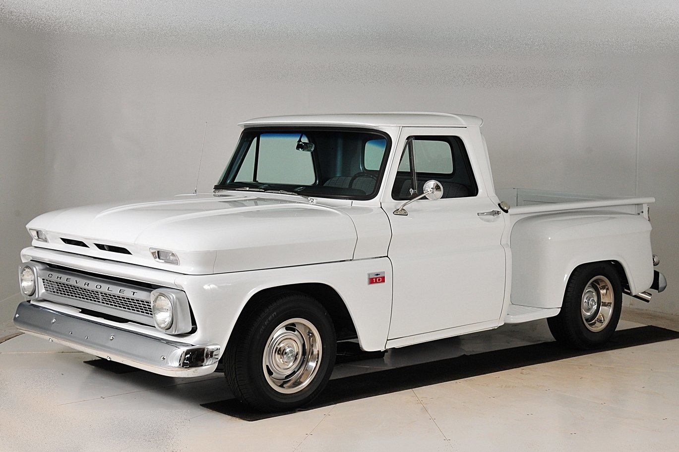 1966 Chevrolet C 10 Stepside | Volo Auto Museum