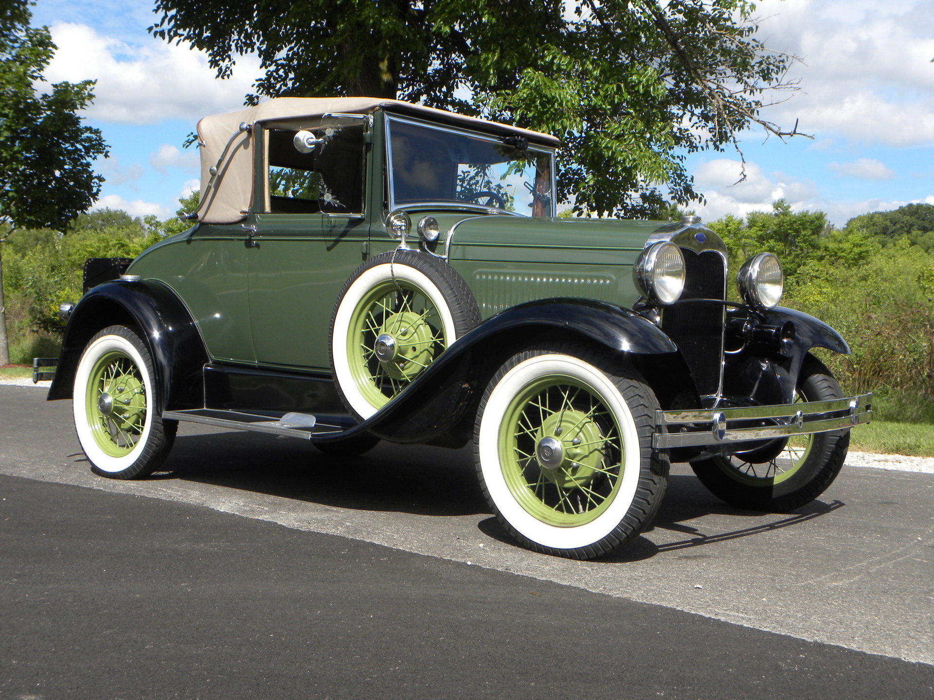 1930 Ford Model A | Volo Auto Museum