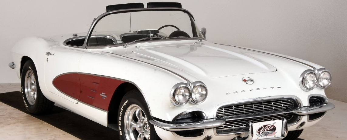 Classic Chevy Corvettes For Sale - Buy Vintage Corvettes | Volo Auto Museum