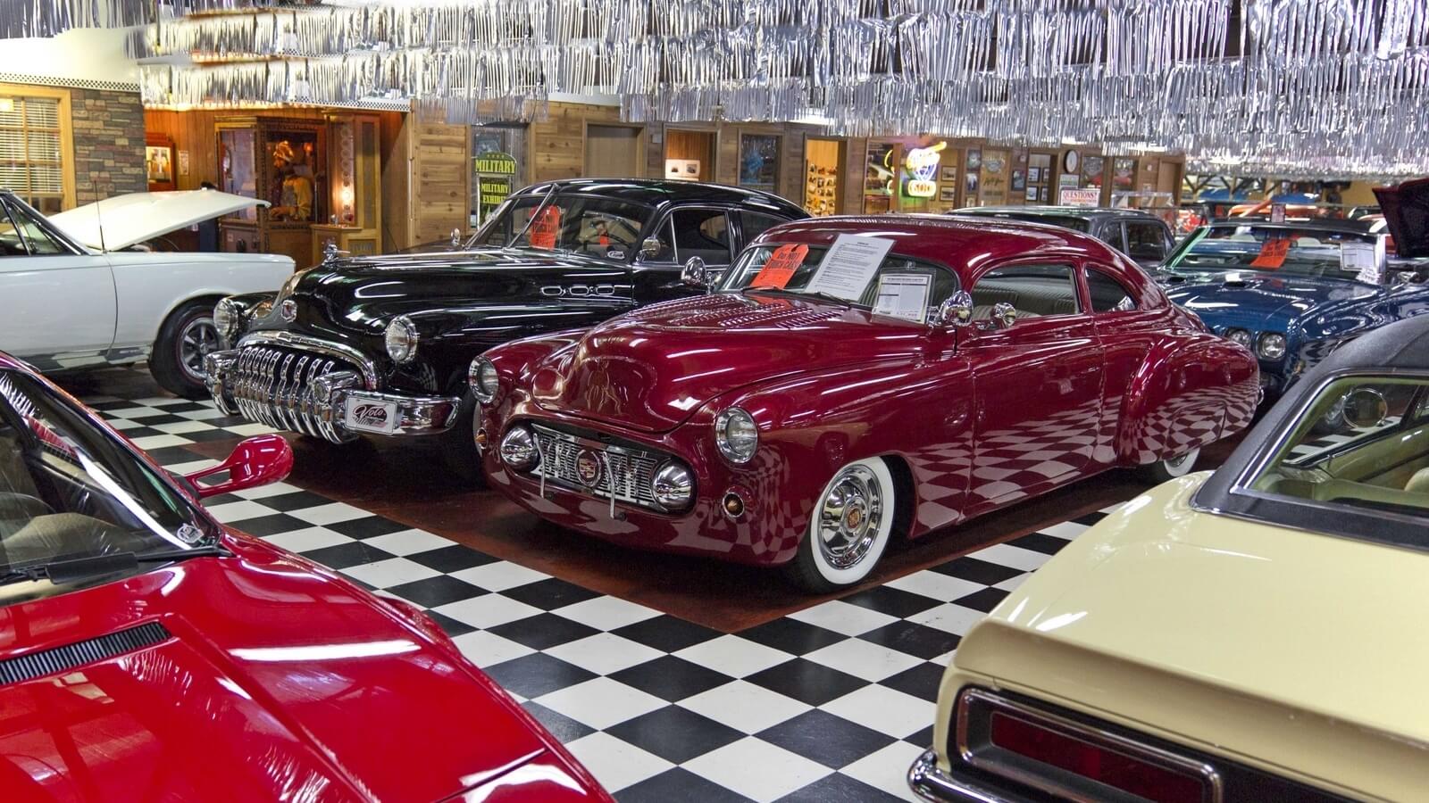 Explore 25+ Unique Exhibits | Volo Museum